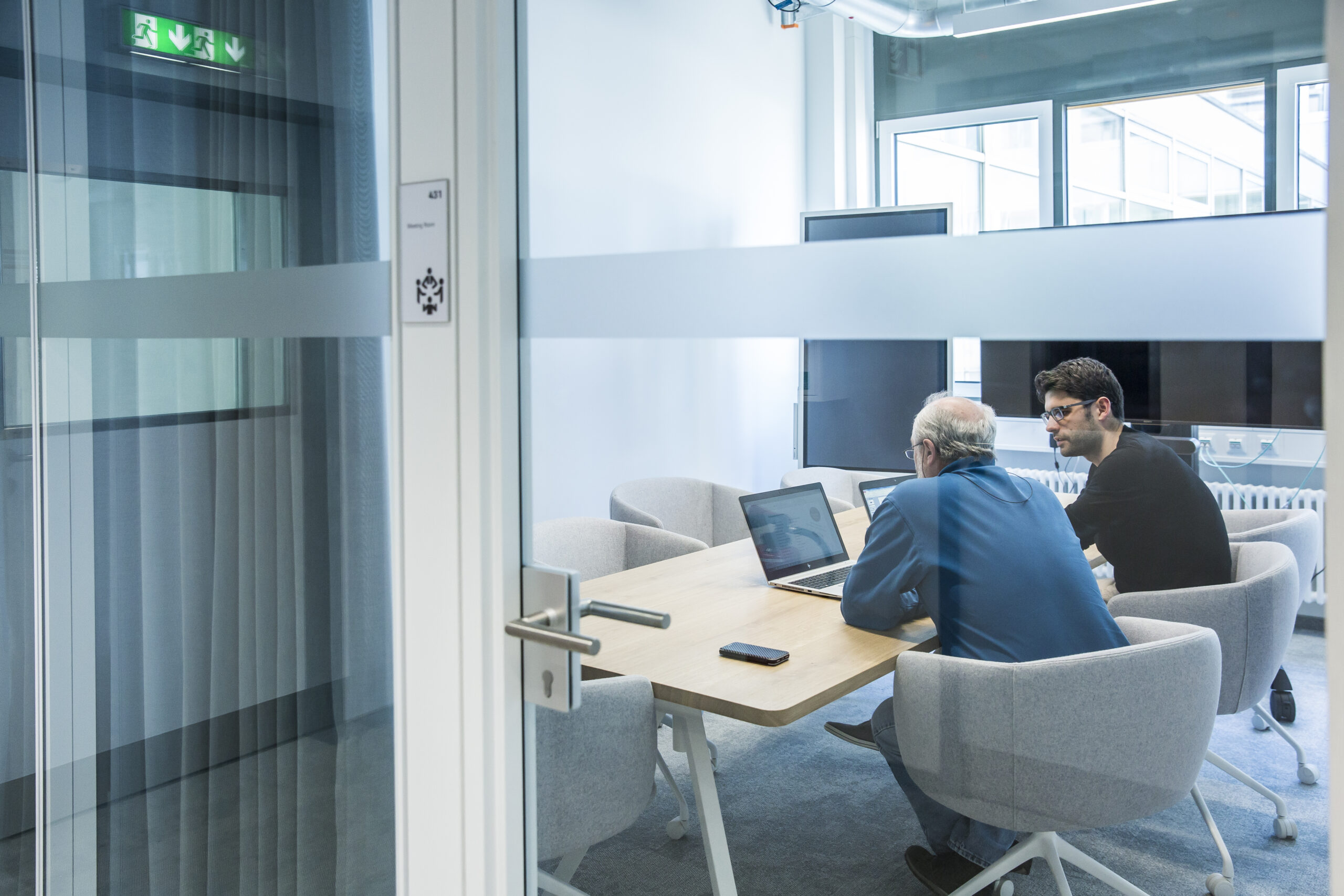 Make your choice - Roche Spaces