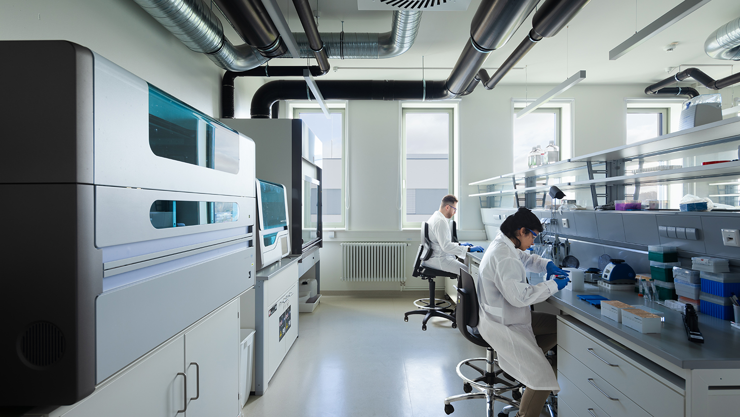 Interiors for Labs - Roche Spaces